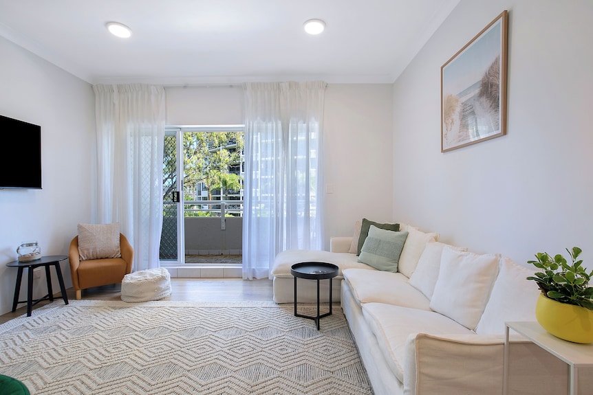 Jefferson Cove Relaxed Poolside Escape By The Sea - Coolangatta