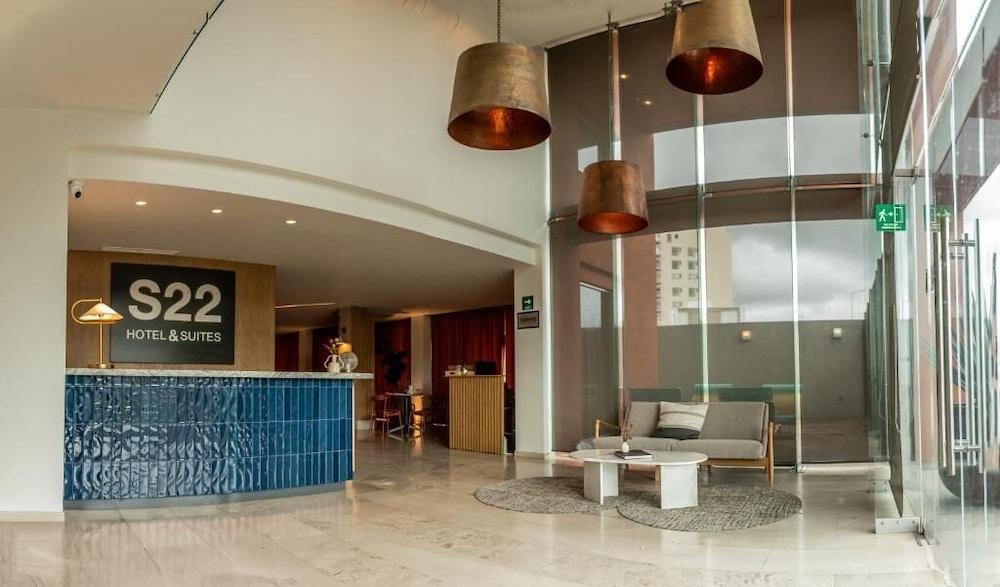 S22 Hotel & Suites - San Luis Potosí