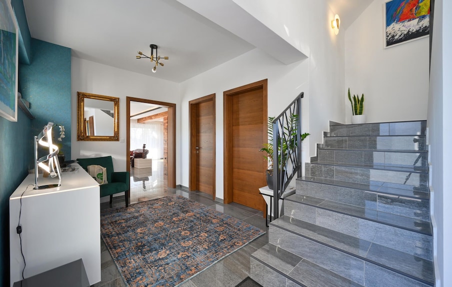 Stunning Home In Banfi - Lipa