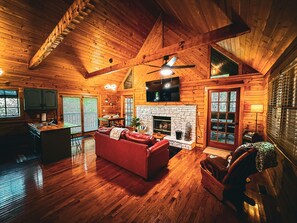 NEWLY Remodeled! The Forest Nook! Cozy 2 BR Cabin w/Hot Tub, Fire Table ...