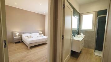 Villa Familiar, vários quartos (Tenuta Mary Relax & Pool) | 3 quartos, Wi-fi, roupa de cama fornecida