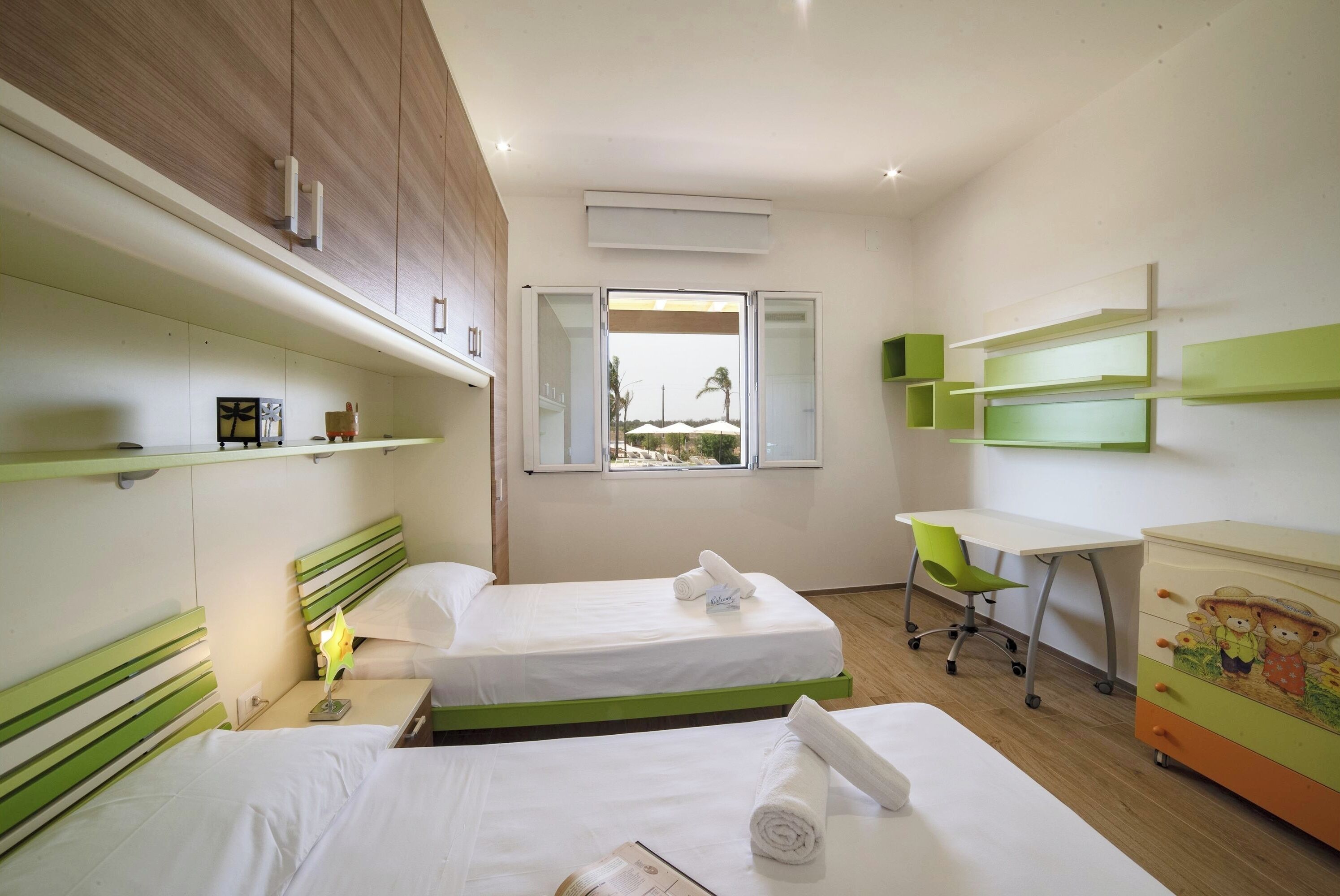 4 quartos, Wi-fi, roupa de cama fornecida 