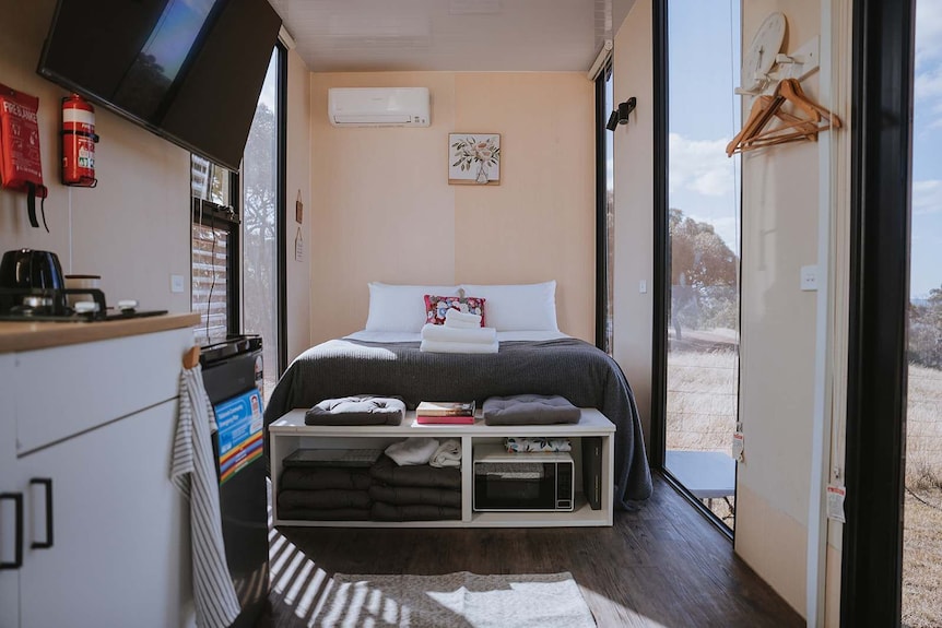 Tallarook Hilltop Tiny House 2 By Tiny Away - 시모어