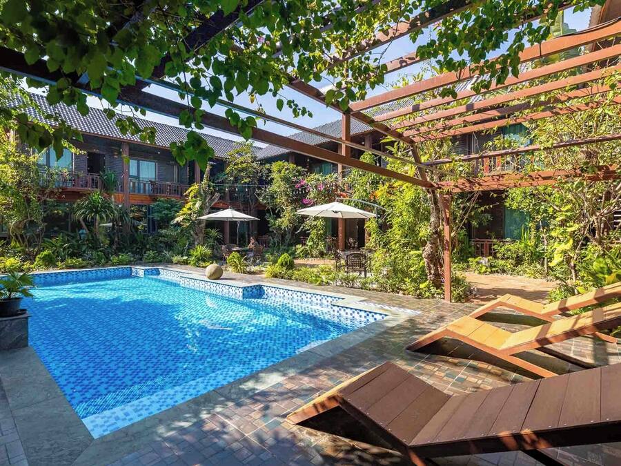 Quarto Duplo ou Twin Superior, varanda, vista para o jardim | Cofre no quarto, cortinas/cortinados opacos, quartos insonorizados