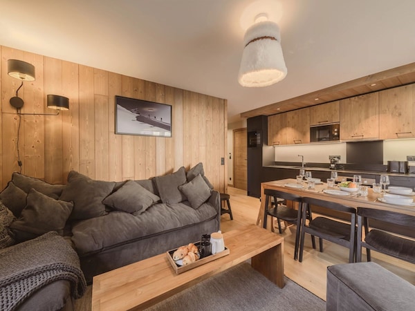 Apartment For Six With River View - Combloux