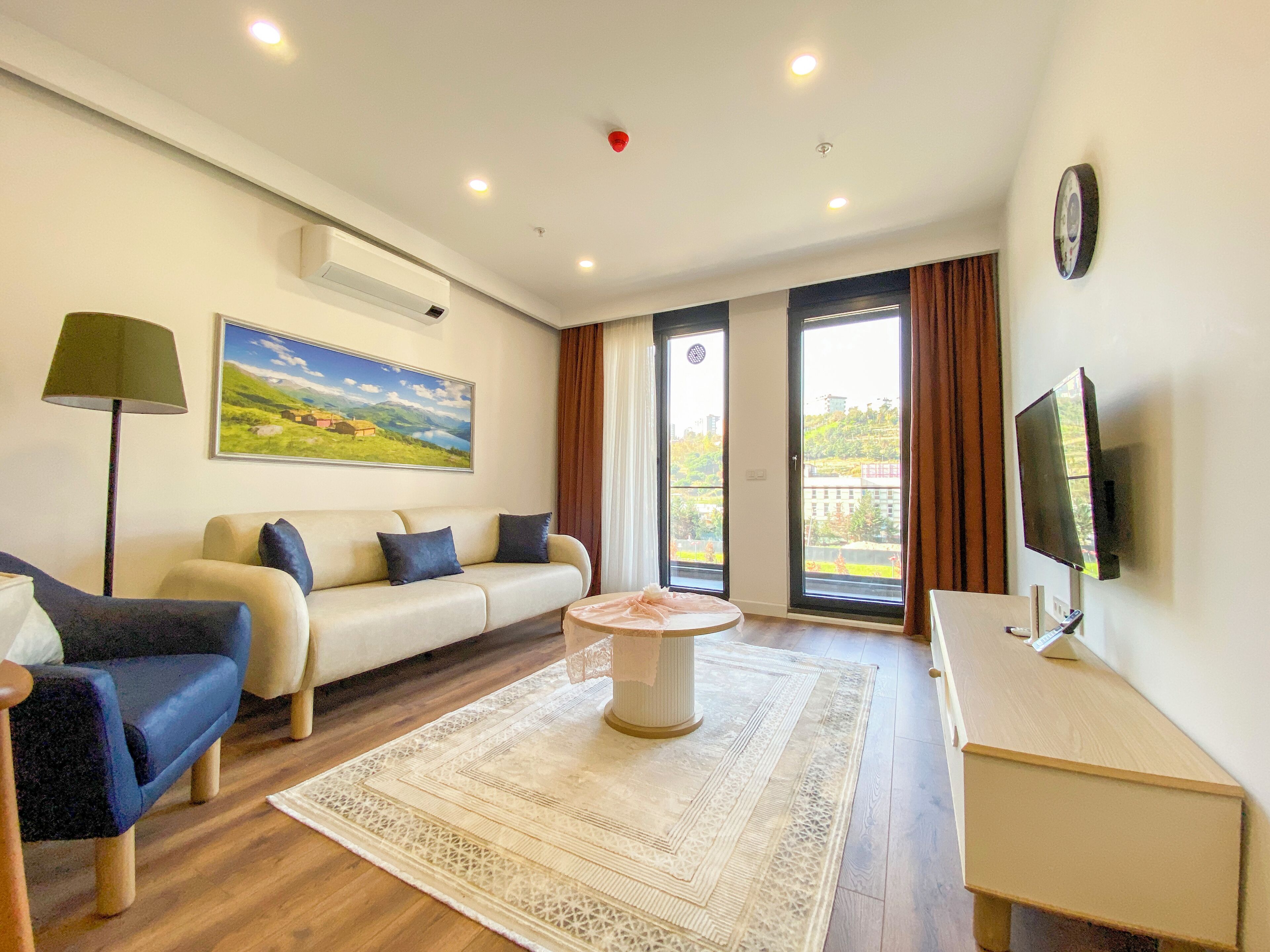 Televisor LCD, Netflix, piso aquecido, serviços de streaming 