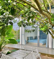 Quarto Duplo Standard, vista para o jardim | Ferro/tábua de engomar, Wi-fi grátis 