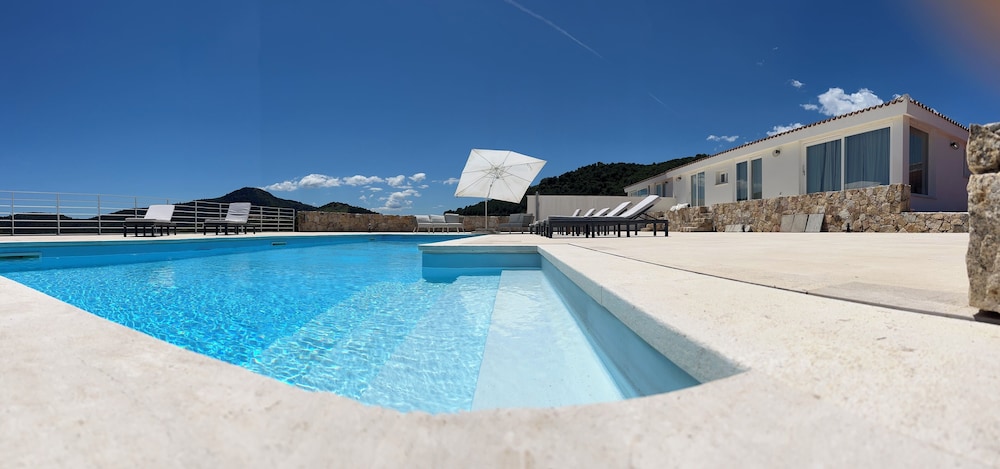 Villa Mbita Domo Relax Lodge - Provincia Olbia Tempio