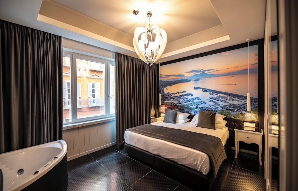 Hotiday Napoli Lungomare - Naples