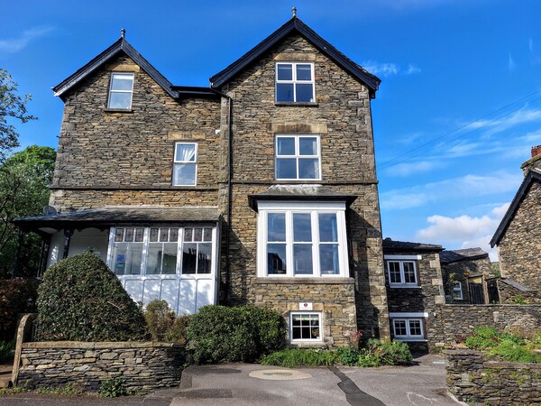 1 Park Road - Windermere