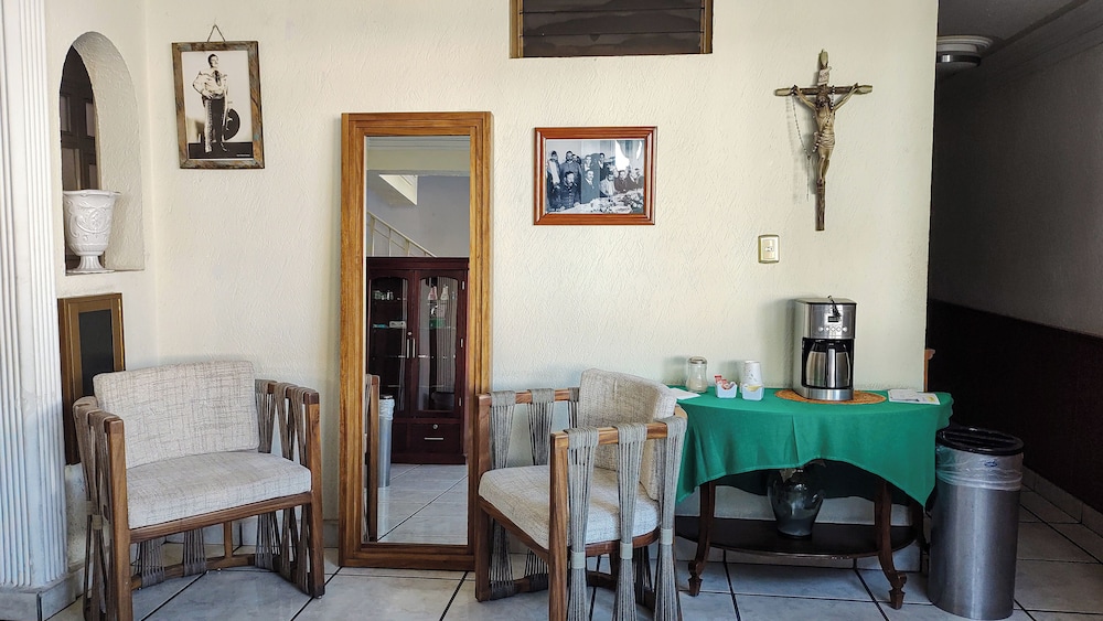 Hotel El Baron - León