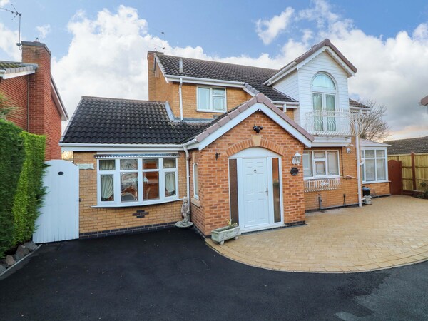 Ivy's End - Loughborough
