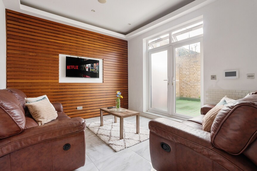 5 Br Flat |Spacious|near Shepherd's Bush Stn.|st - Harrow