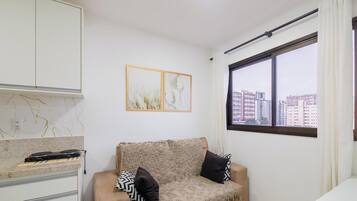 Apartamento Básico | Sala de estar