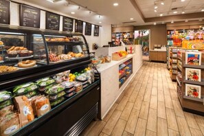 COACHELLA - Studio Suite (2 Beds) @ Marriott Shadow Ridge (April 12-19 ...