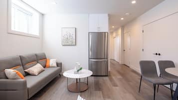 Apartamento Comfort, 2 quartos, cozinha | Sala de estar