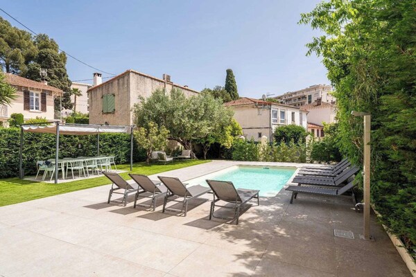 Superb Villa With Swimming Pool & Wellness Area - Plage du Palais des Festivals de Cannes