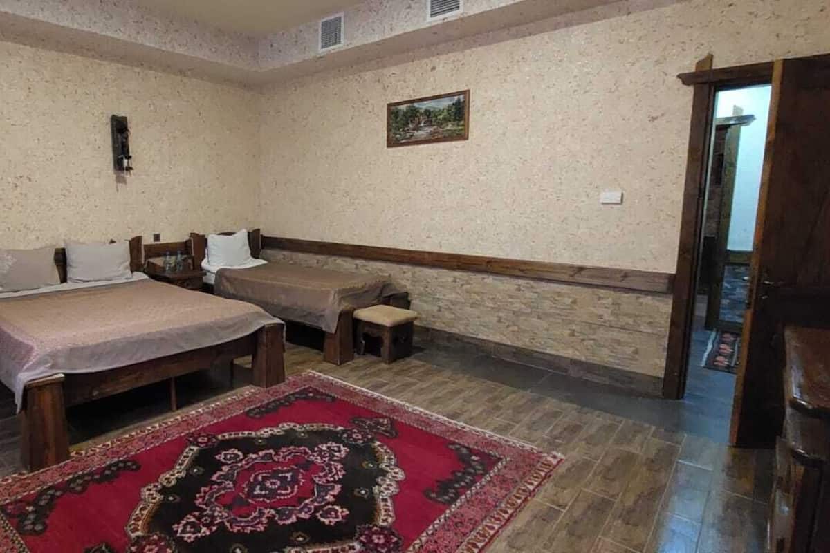 Quarto Familiar, vista para o rio | Secretária, Wi-fi grátis