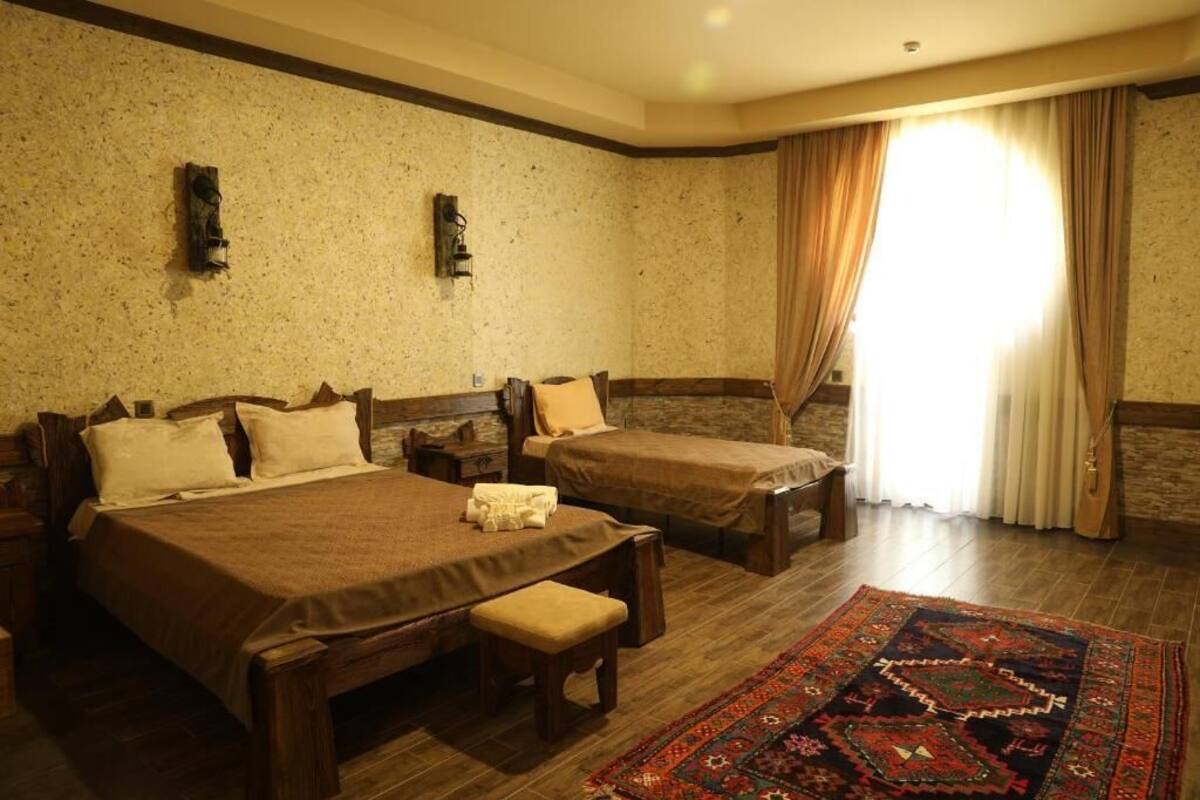 Suite Executiva, varanda, vista para o rio | Secretária, Wi-fi grátis