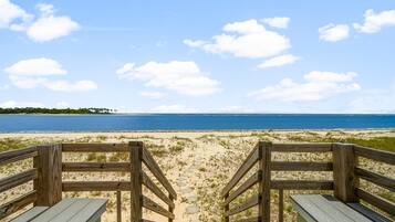 Perto da praia, praia de areia branca, pesca
