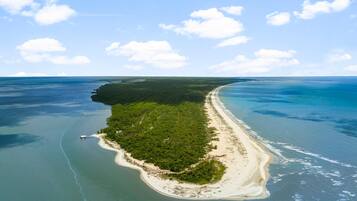 Perto da praia, praia de areia branca, pesca