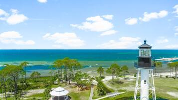 Perto da praia, praia de areia branca, pesca