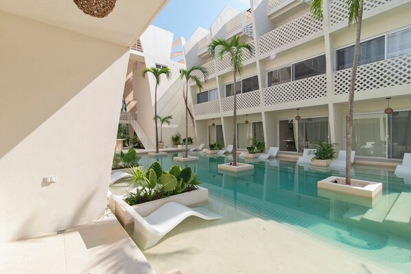 Penthouse Studio in the Jungle - Relax & Nature Reviews, Deals & Photos ...