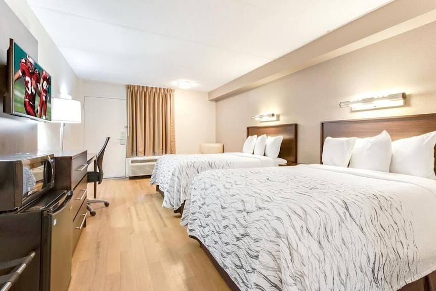 Room With Easy Access To Waterfront Walks & Family Adventures - Charleston, SC