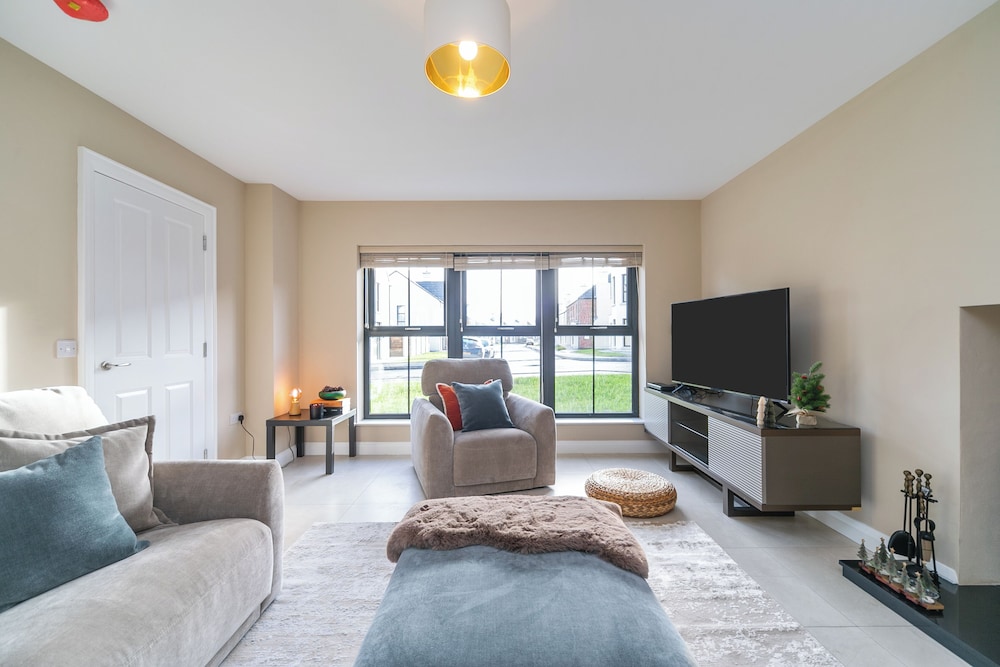 Modern Entire Home Retreat In Newry - Leinster