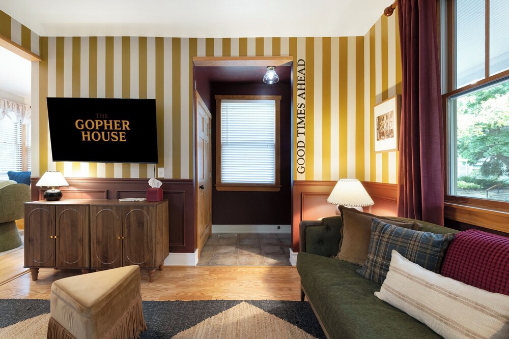 NEW! The Gopher House! Minutes to Campus & Downtown w/ Gym, Sauna ...