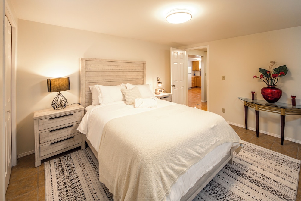 Central Location | Near Downtown, U of C , Foothills hospital and City ...