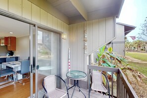 2BR Updated Dog-Friendly Condo w/ Pool & Tennis Reviews, Deals & Photos ...