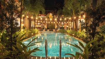 Piscina exterior