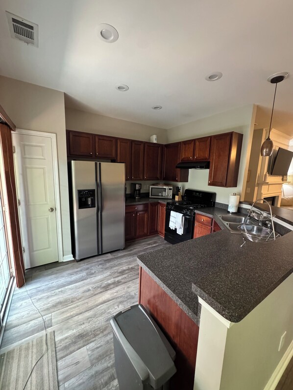 3 BR 2.5 BA Updated TH fully stocked in quiet neighborhood nearDT ...