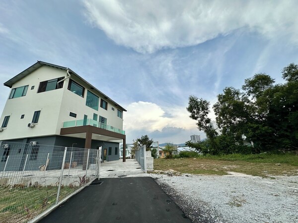 Ferringhi Inn 51 - Batu Ferringhi