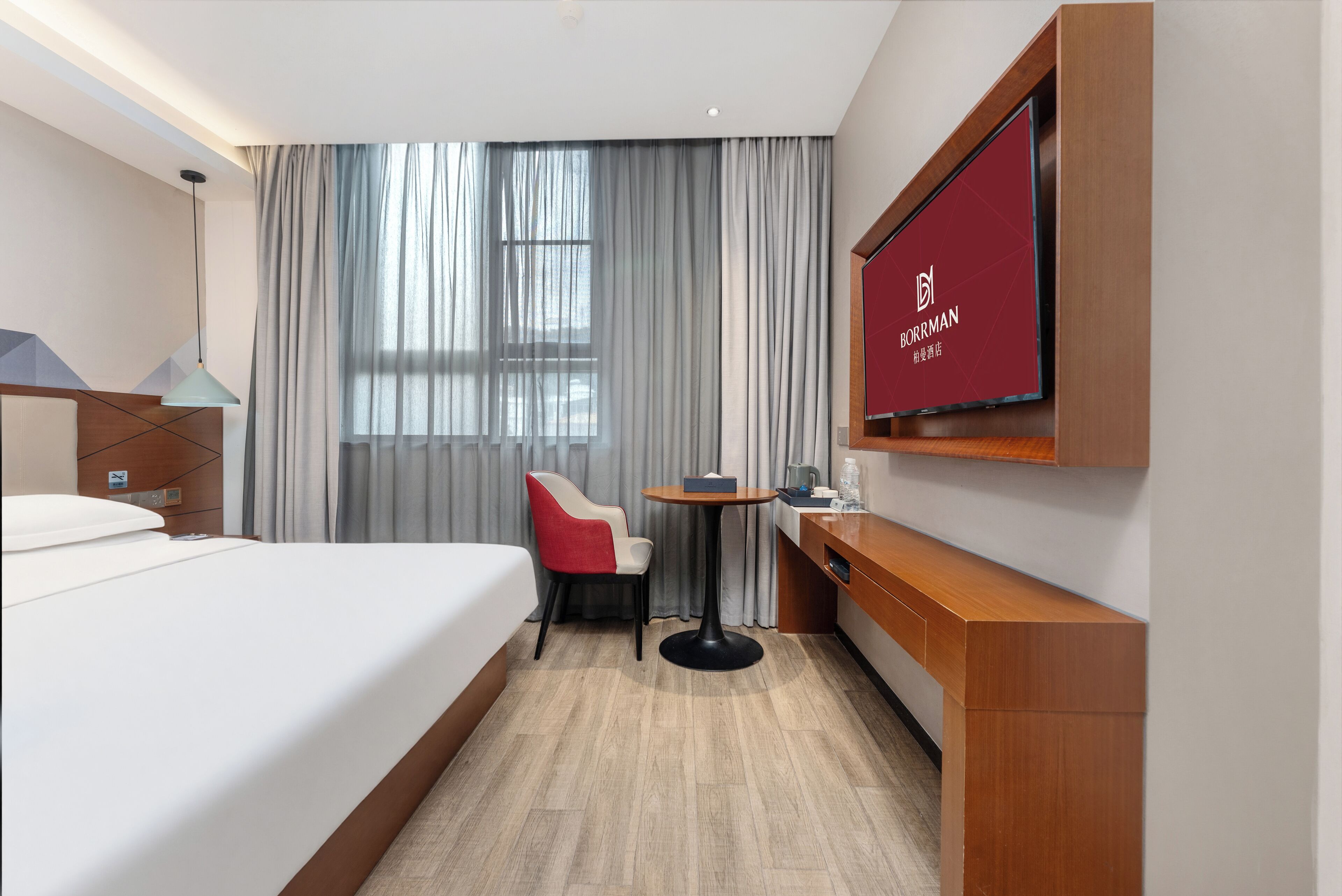 Quarto Duplo Standard, serviço de limpeza e arrumação, Vista para a cidade | Secretária adequada para computadores portáteis, Wi-fi grátis 