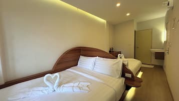 Quarto família | Escrivaninha, espaço de trabalho para notebook, Wi-Fi de cortesia