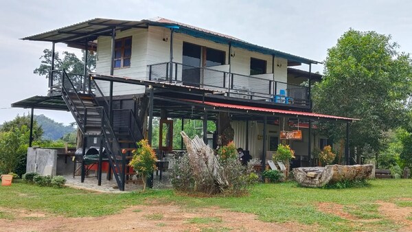 Oyo 91261 Thebukit Langkawi - Kuah