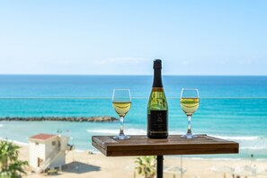 Apartamento, varanda, vista para a praia | Interior