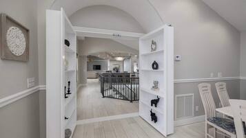 Casa | 6 quartos, internet de alta velocidade