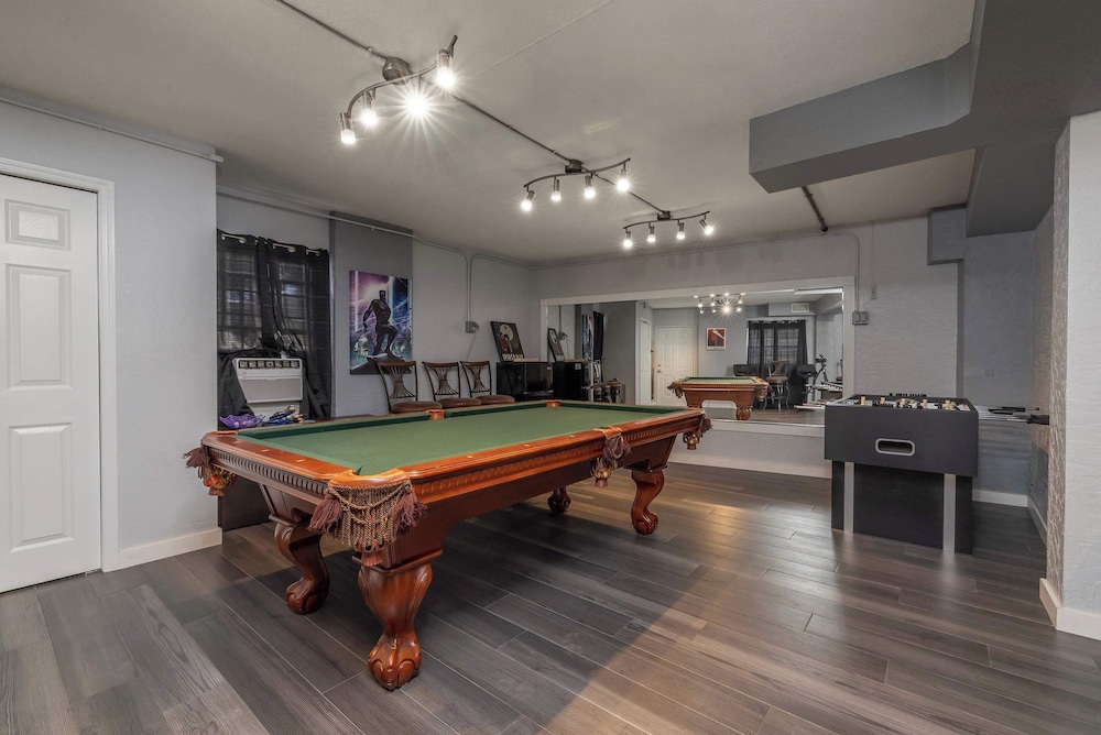 6b Waterfront Game Room Pool Hot Tub Dock - Dunedin, FL