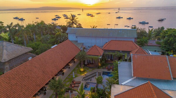 Kesumasari Living Lodge - Bali