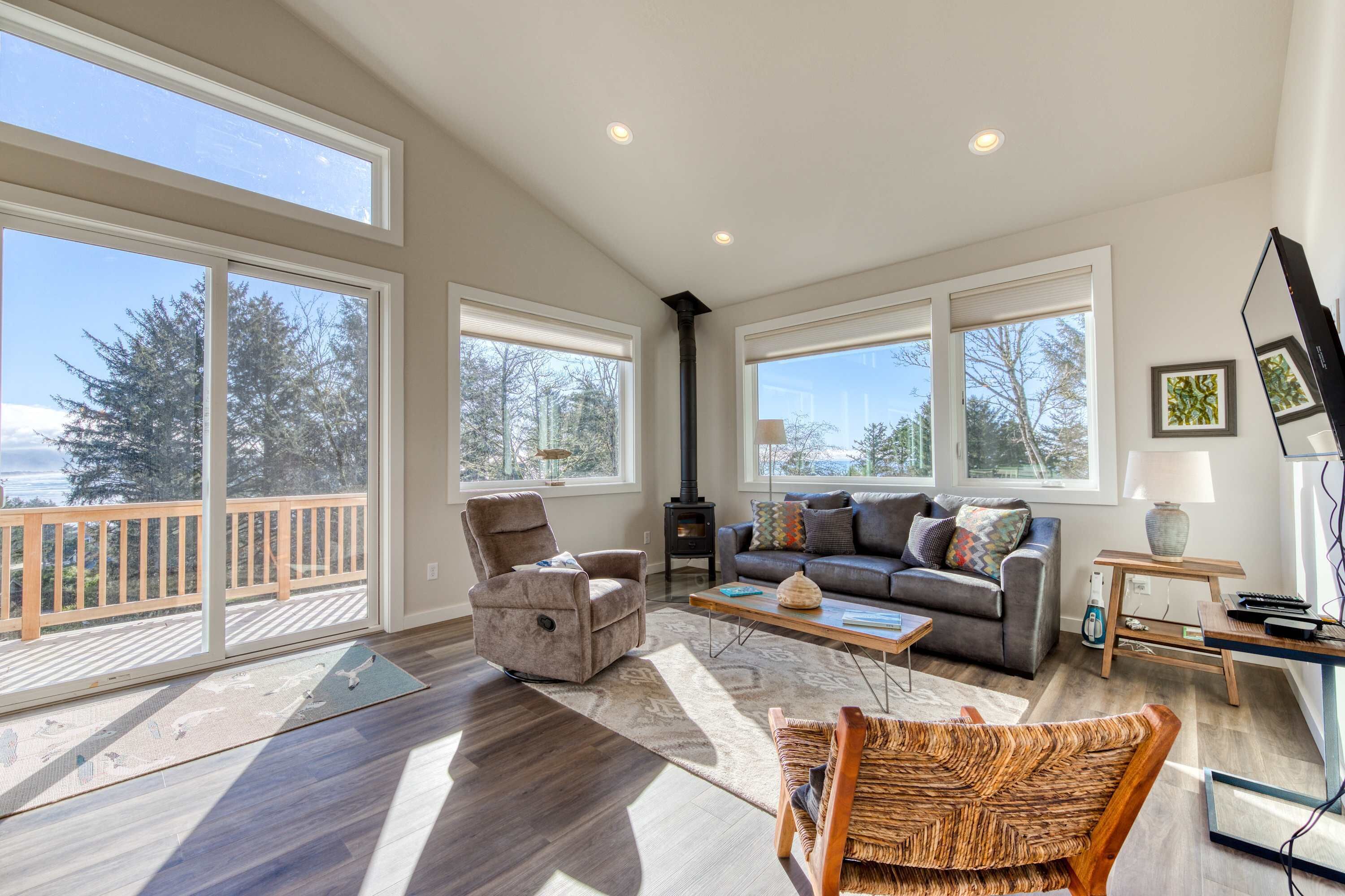 Contemporary Built Dog Friendly House With Partial Ocean Views - Oceanside, Oregon, OR