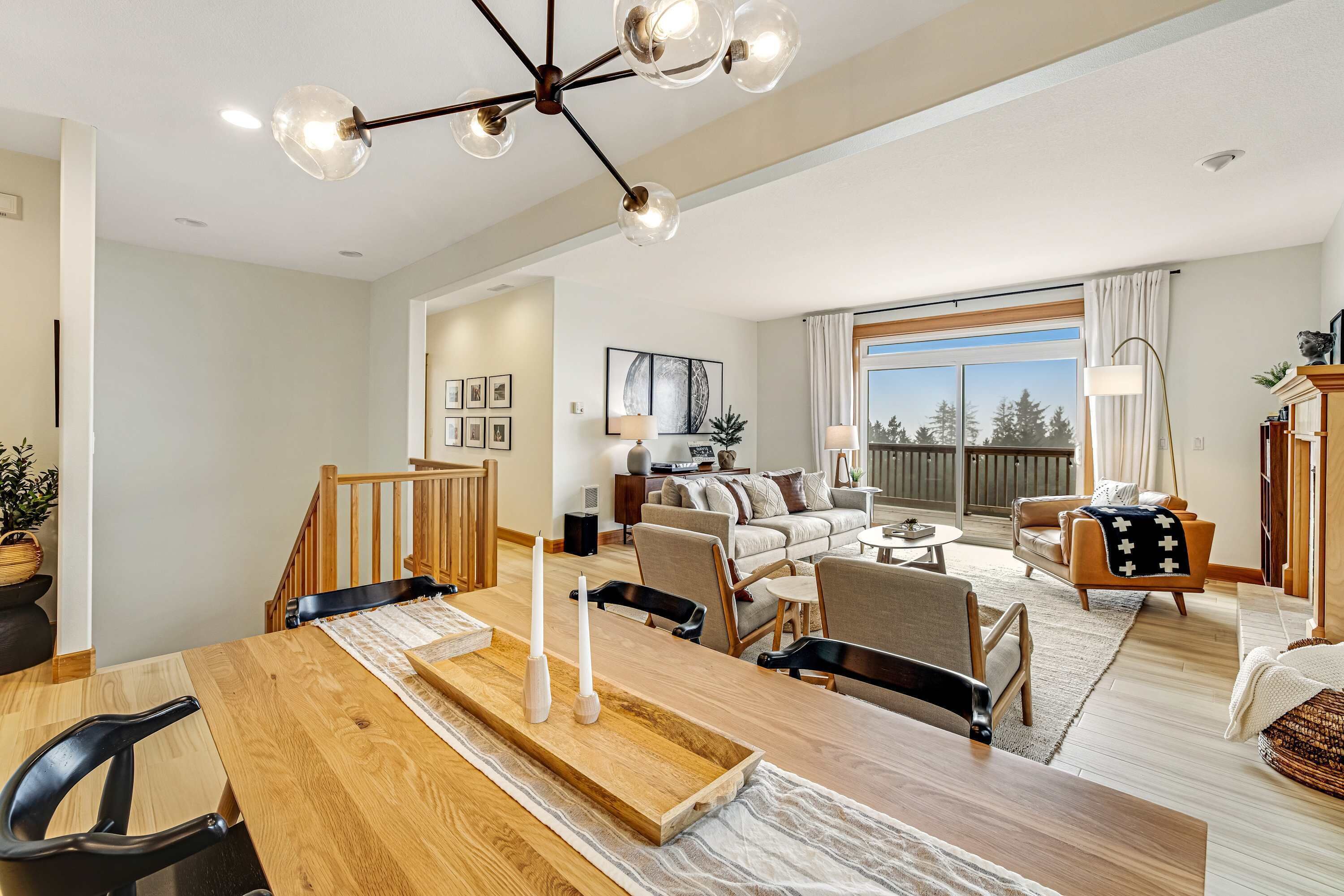 Dog Friendly Home With Ocean Views Deck Washer Dryer Grill And Fireplace - Oceanside, OR