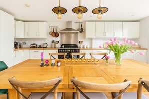 Victorian 3 bed Cosy House, London W10 - 10 mins Portobello Road, 23 ...