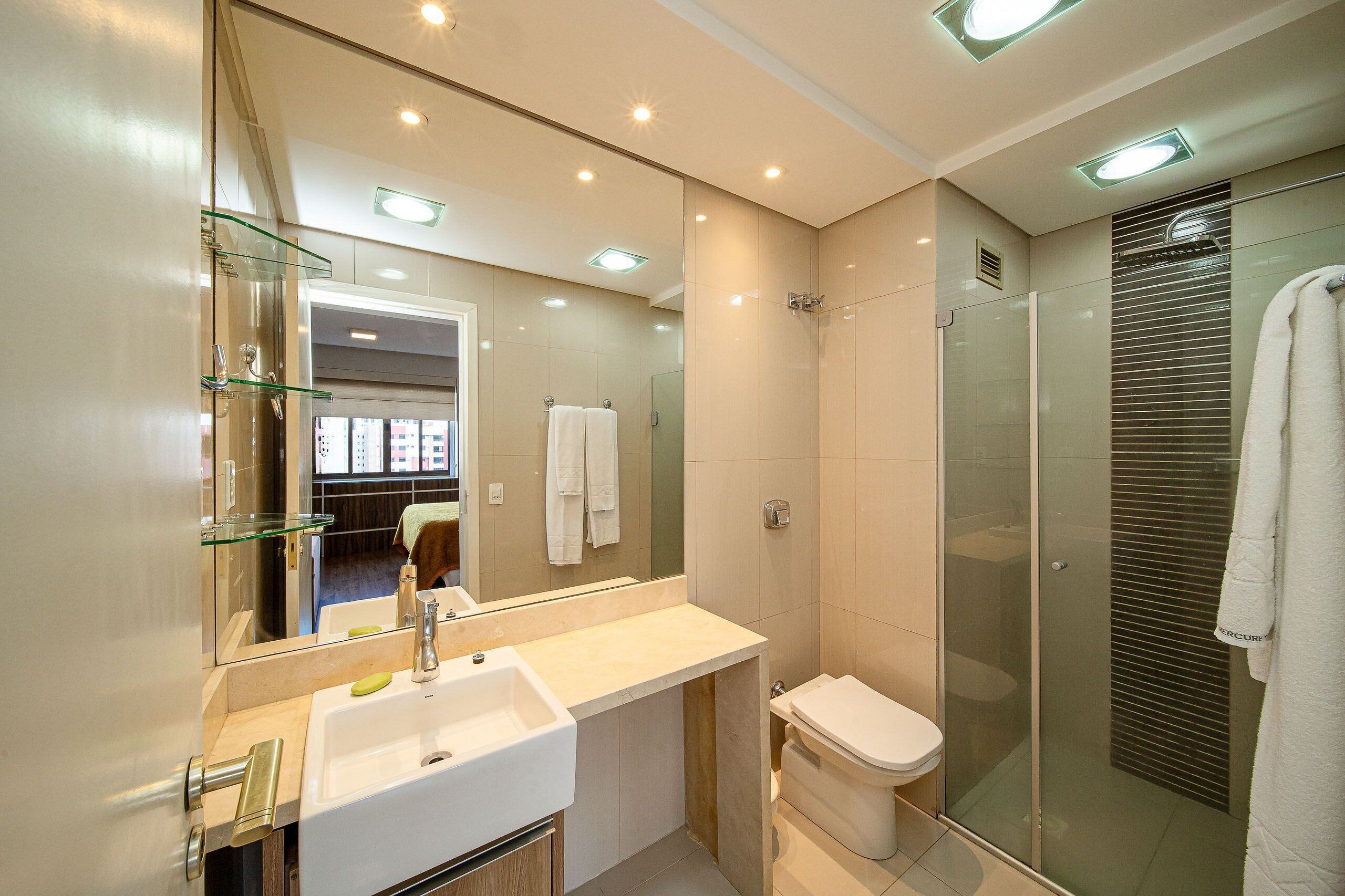 Apartamento Comfort | Casa de banho | Toalhas fornecidas 