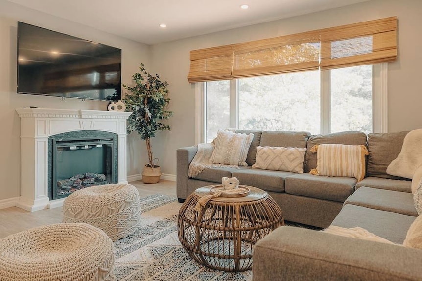 Boho Hideaway W/ Hot Tub, Sauna & Games - Midland