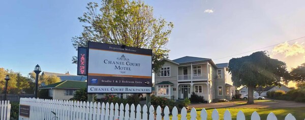 Chanel Court Motel - Masterton