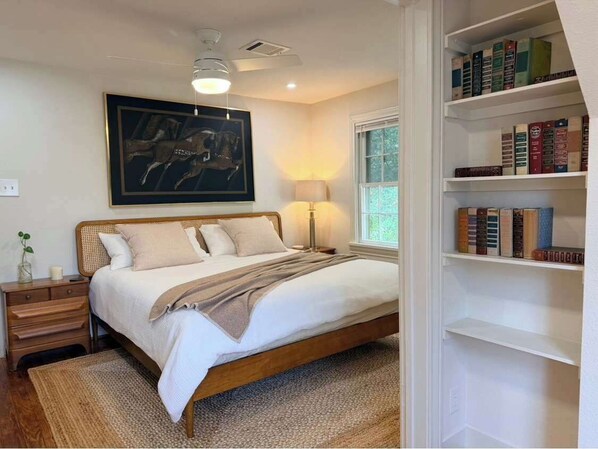 retro elegance:pool,hot tub,near Rodeo & World Cup Reviews, Deals ...