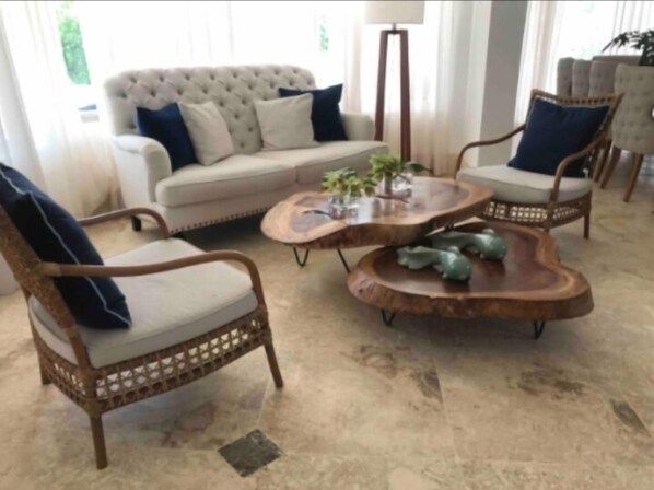 Villa, vista para o jardim | Comodidade do quarto